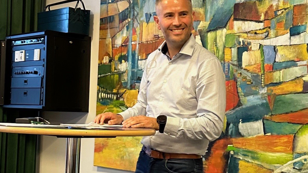 Jon Andersen vandt med stemmerne 56-51 over Lone Haugaard