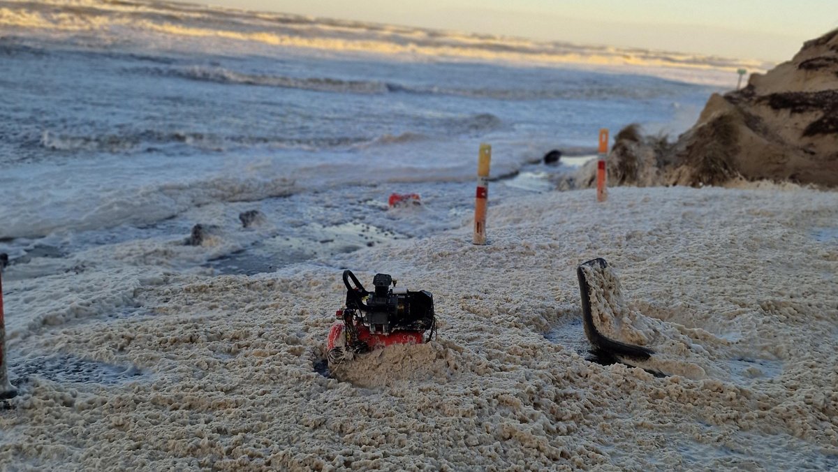 Nu også gods fra Mærk-containere på strandene i Gl. Skagen og Kandestederne