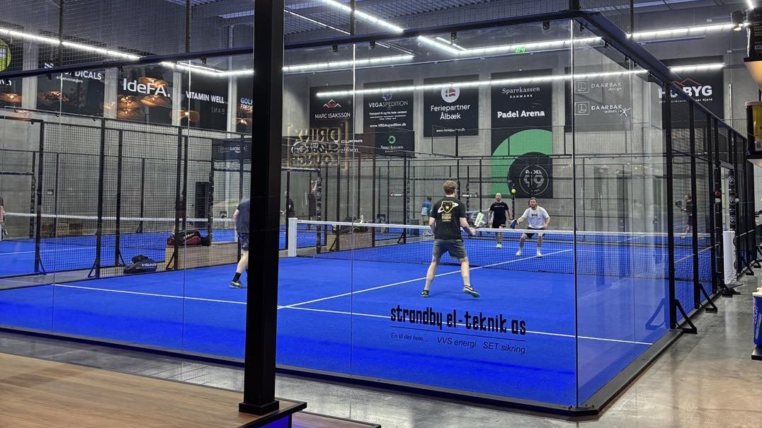 Åben Padel Dag: Spil gratis i to timer i Padel 99