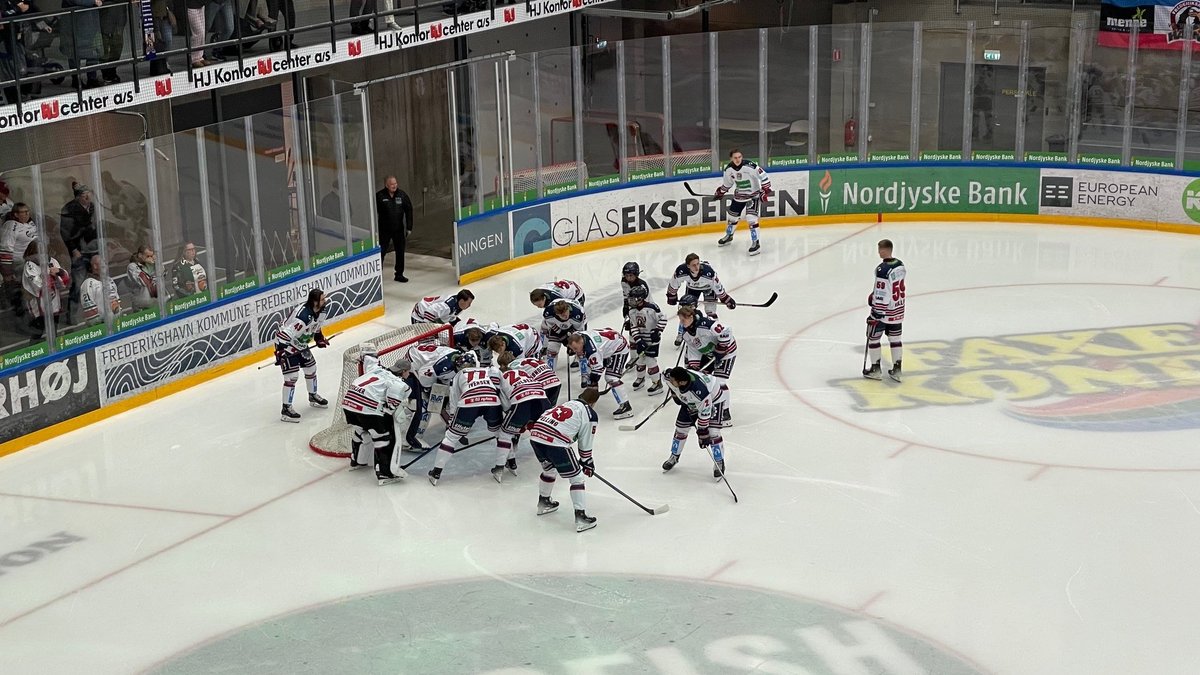 White Hawks ydmyget på egen is: Tabte 1-8 til Odense Bulldogs