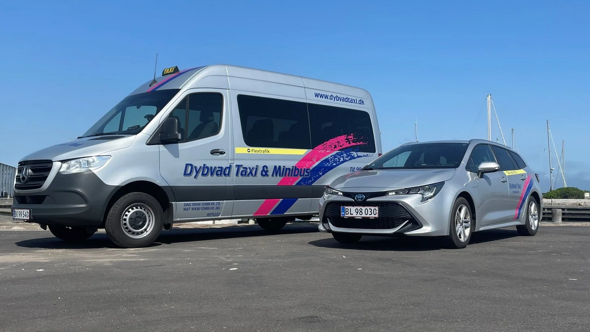 Kom trygt til og fra julefrokosten med Dybvad Taxi