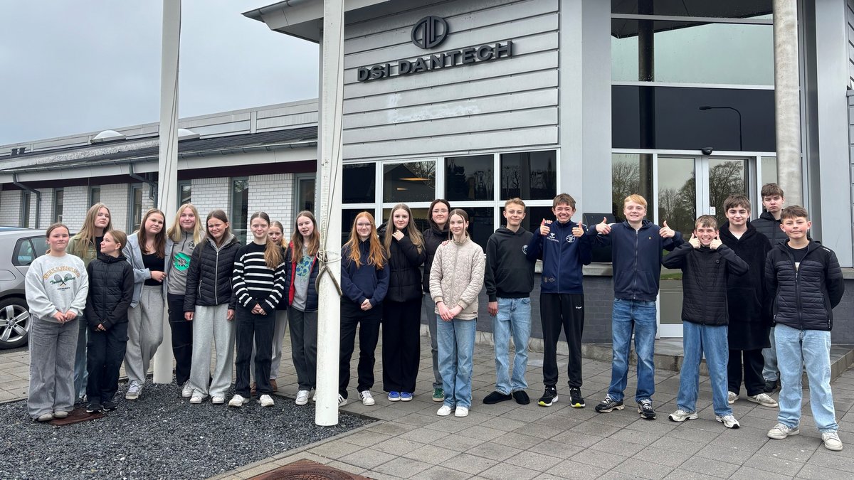 7.A fra Hørby-Dybvad Skole på virksomhedsbesøg hos DSI Dantech