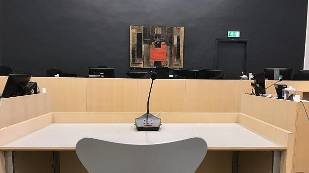 51-årig mand varetægtsfængslet - sigtet for mishandling, vold og voldtægt