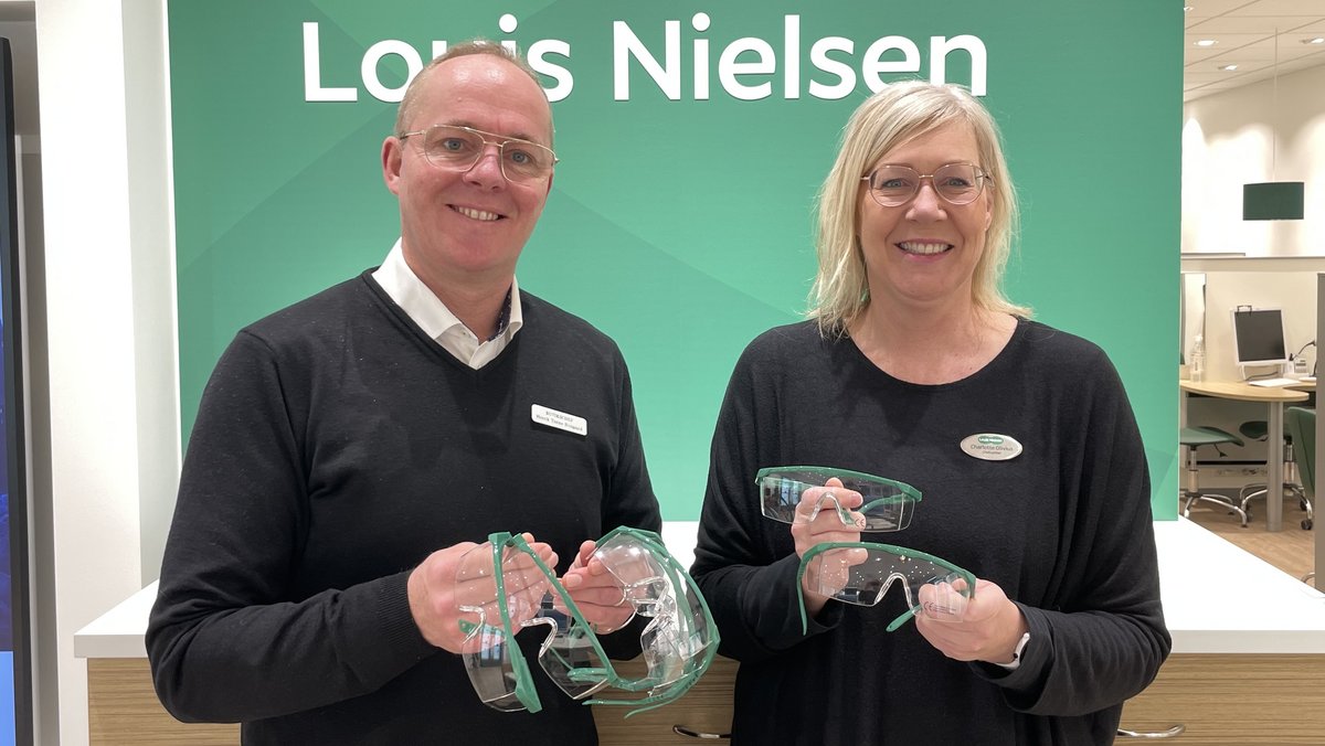 Uddeler gratis beskyttelsesbriller hos Louis Nielsen Frederikshavn