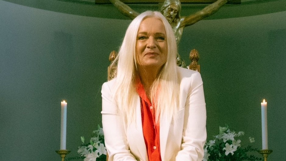 Julekoncert med Anne Linnet udsolgt - SIND laver en koncert mere