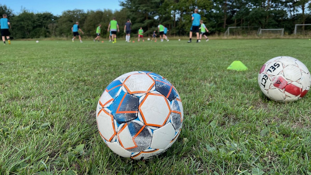 SEIF imponerer i serie 1: Toppen rækken efter 3-0 ude over AaB