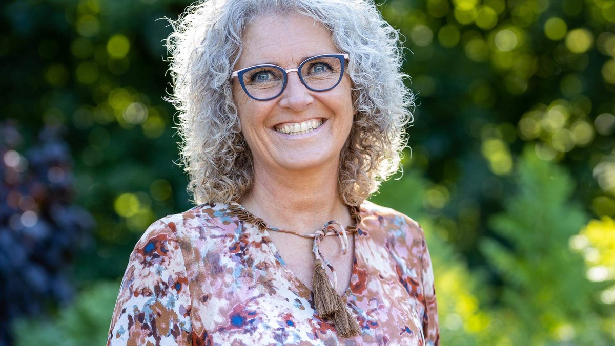 Tina Nymann: Udskift Mette Frederiksen med Holbæks borgmester