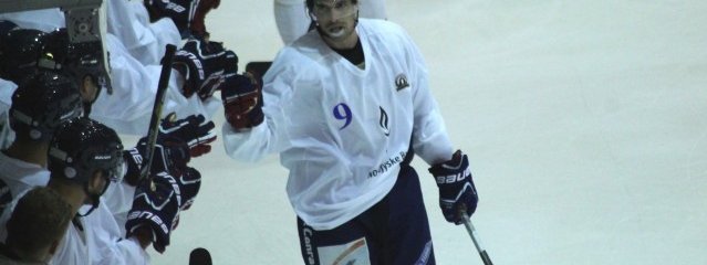 Neil Trimm vil suge fansenes energi til sig