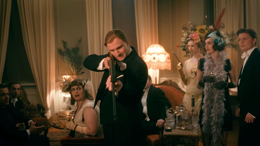 Otte-dages fest på Bangsbo Herregård er omdrejningspunkt for ny DR-serie