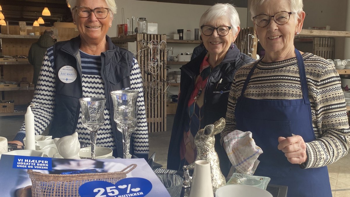 Blå Kors Genbrug i Frederikshavn fejrer Blå Lørdag